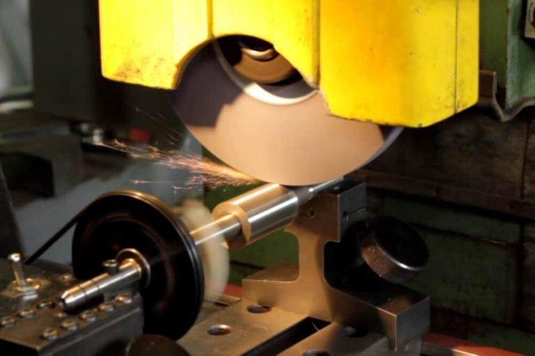 The Ultimate Guide to Surface Grinding - AN-Prototype